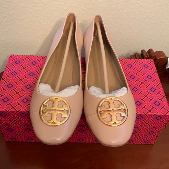Tory Burch | Shoes | Tory Burch Chelsea Captoe Ballet Flat Sand New ...